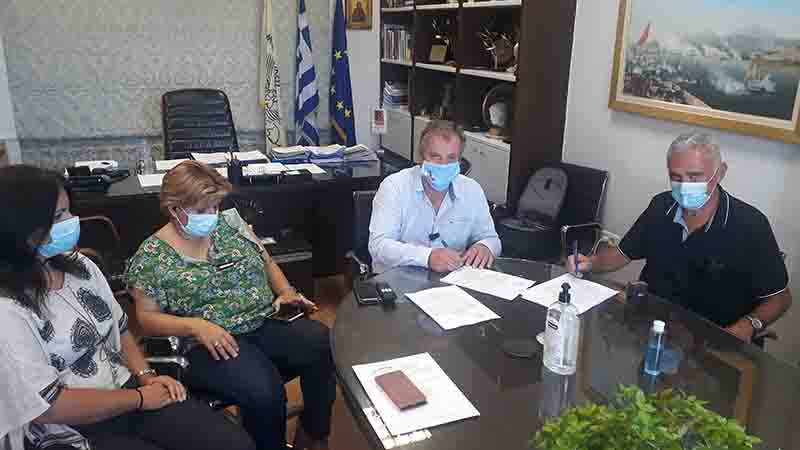 ΥΠΕΓΡΑΦΗ ΑΠΟ ΤΟ ΔΗΜΑΡΧΟ ΠΥΛΟΥ-ΝΕΣΤΟΡΟΣ Η ΣΥΜΒΑΣΗ ΓΙΑ ΤΟ ΕΡΓΟ: «ΔΙΚΤΥΑ ...