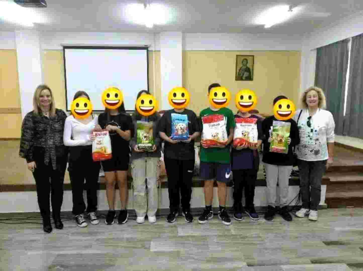 ΣΥΛΛΟΓΗ ΖΩΟΤΡΟΦΩΝ ΑΠΟ ΤΟ 1ο ΓΥΜΝΑΣΙΟ ΚΑΛΑΜΑΤΑΣ | ΕΙΔΗΣΟΥΛΕΣ