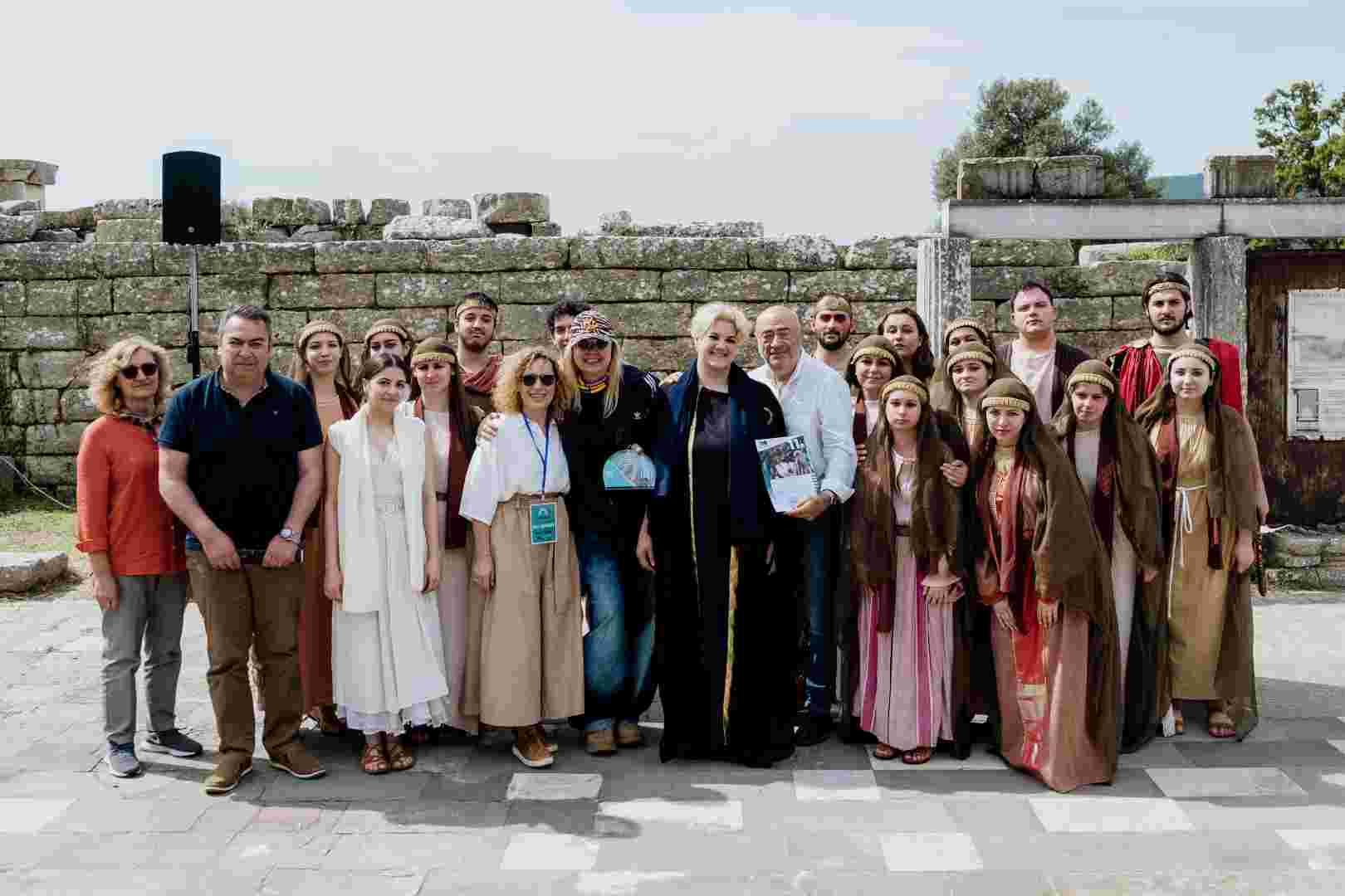 «Εκάβη» -«Μήδεια» του Ευριπίδη 3η «11ο Διεθνές Νεανικό Φεστιβάλ Αρχαίου ...