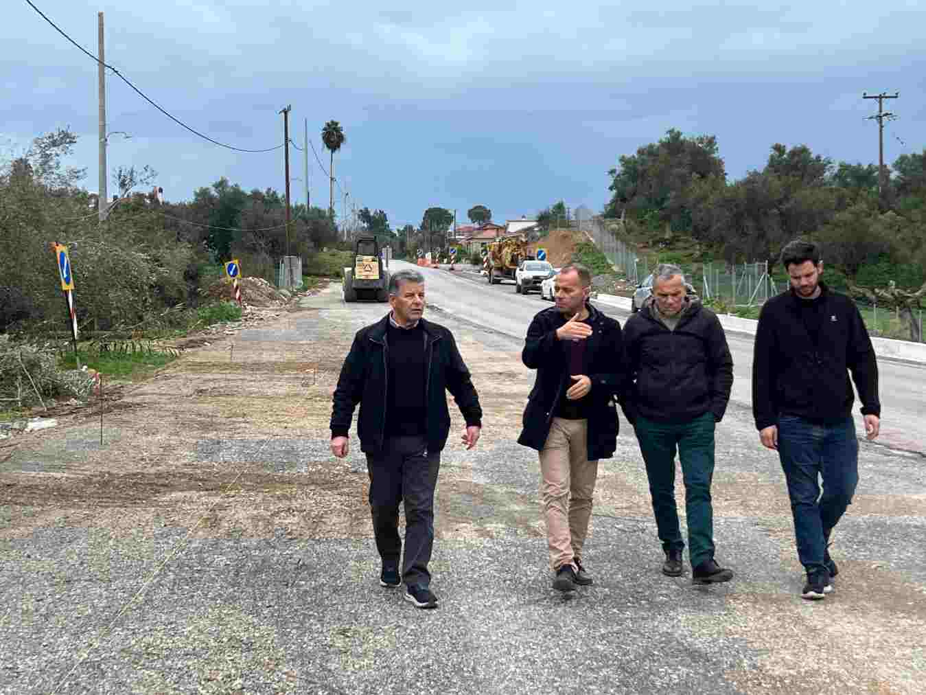 ΚΑΛΑΜΑΤΑ: ΚΟΣΜΟΣΥΡΡΟΗ ΣΤΗΝ ΕΛΕΥΣΗ ΤΟΥ ΤΡΕΝΟΥ -ΜΠΡΑΒΟ ΣΤΟΝ ΣΥΛΛΟΓΟ ΦΙΛΩΝ ...